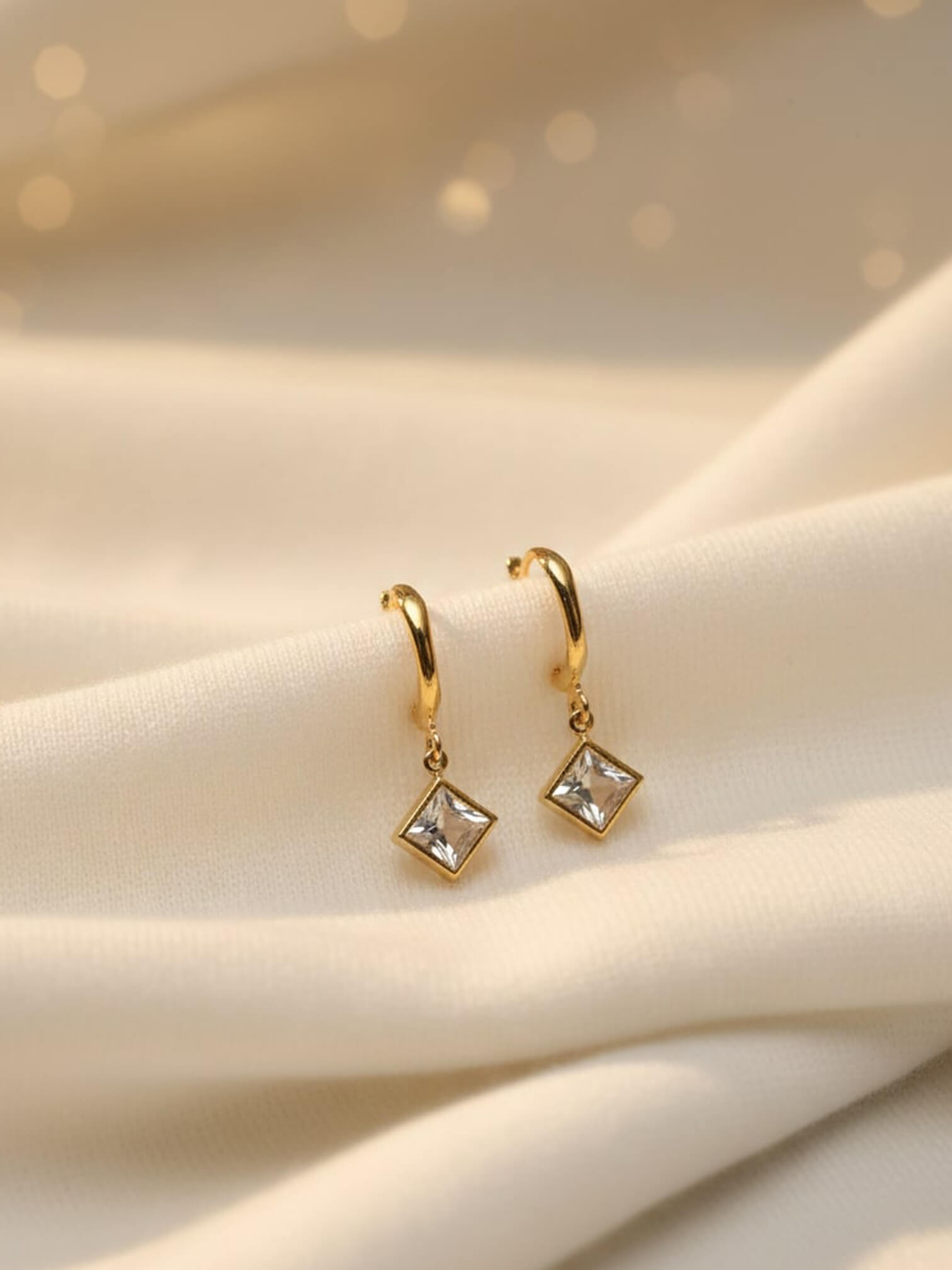 Anastasia Earrings Embeyvally